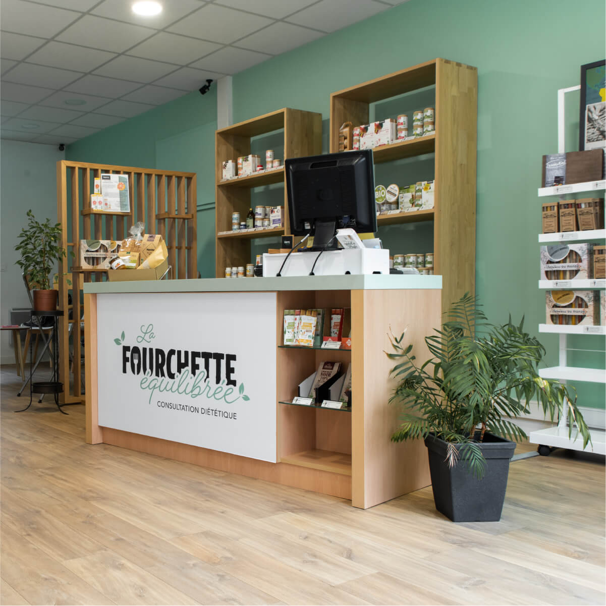 LA FOURCHETTE ÉQUILIBRÉE | Shebam